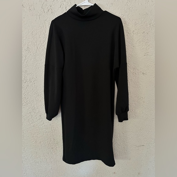 H&M | Dresses | Hm Basics Black Stretchable Turtleneck Long Sleeve ...